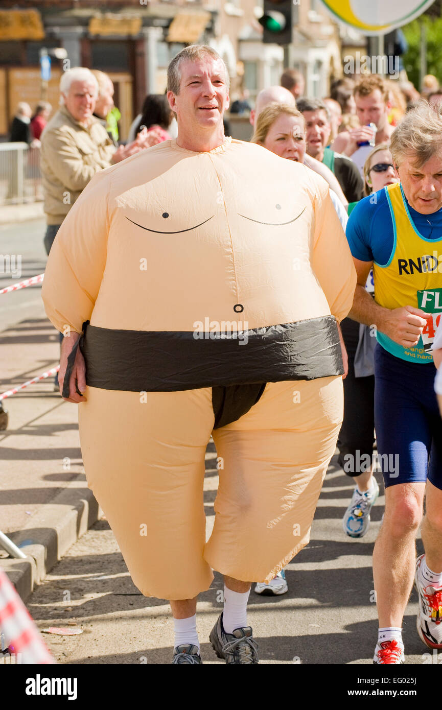 Charity race running costume hi-res stock photography and images - Alamy