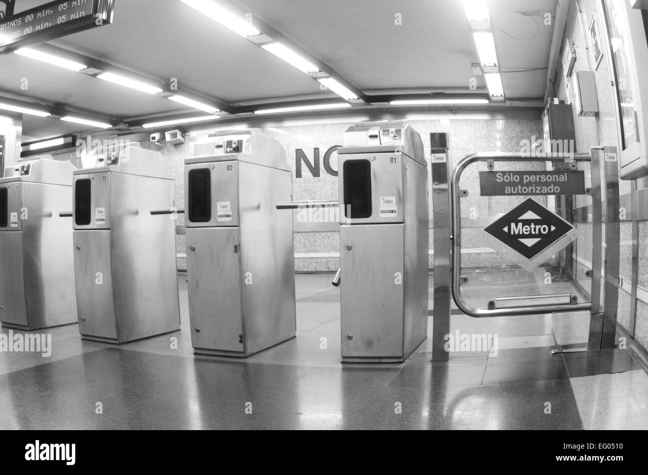 Style metro Black and White Stock Photos & Images - Alamy