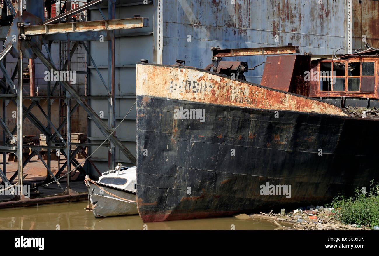Belgrade dock hi-res stock photography and images - Alamy