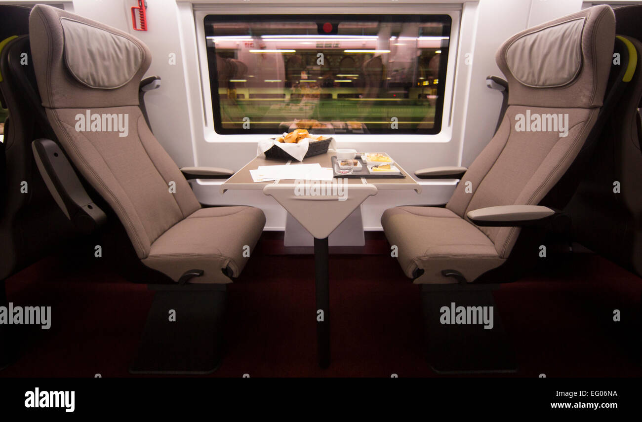 Eurostar e320 hi-res stock photography and images - Alamy