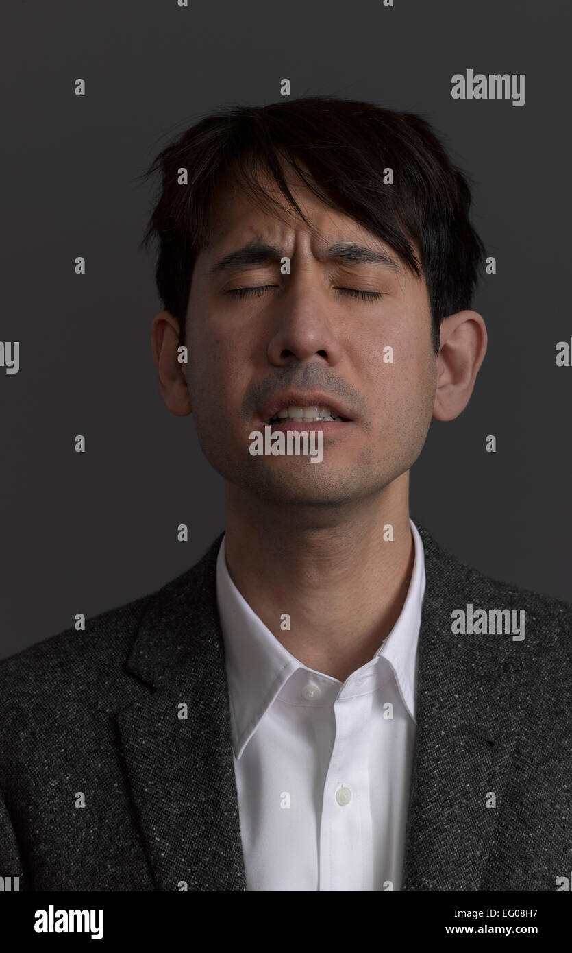 Filipino man singing hi-res stock photography and images - Alamy