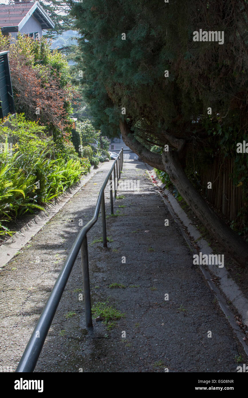Berkeley path going down to the next street Stock Photo - Alamy