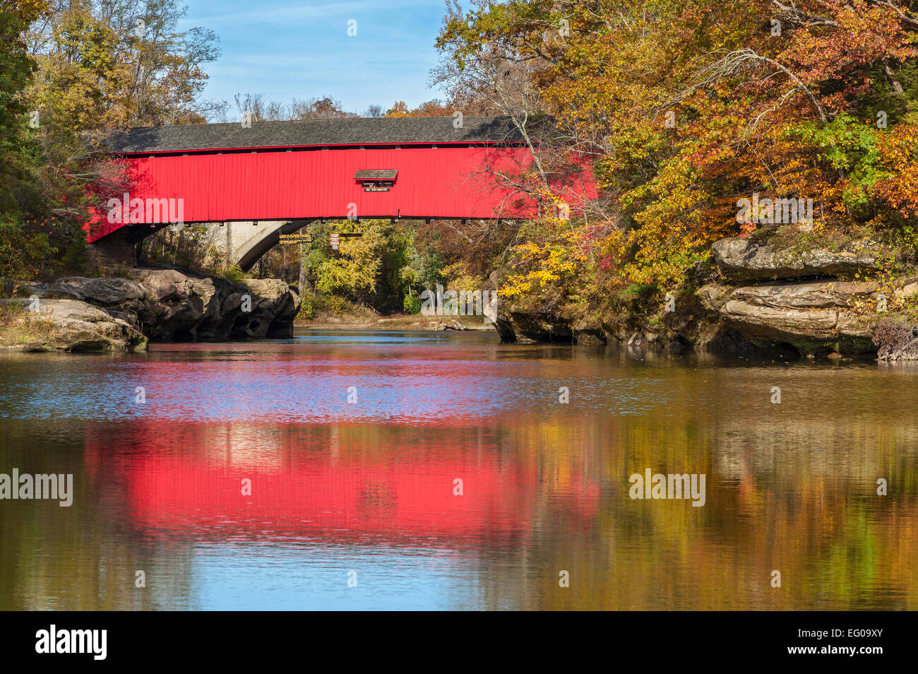Narrows covered bridge hi-res stock photography and images - Alamy