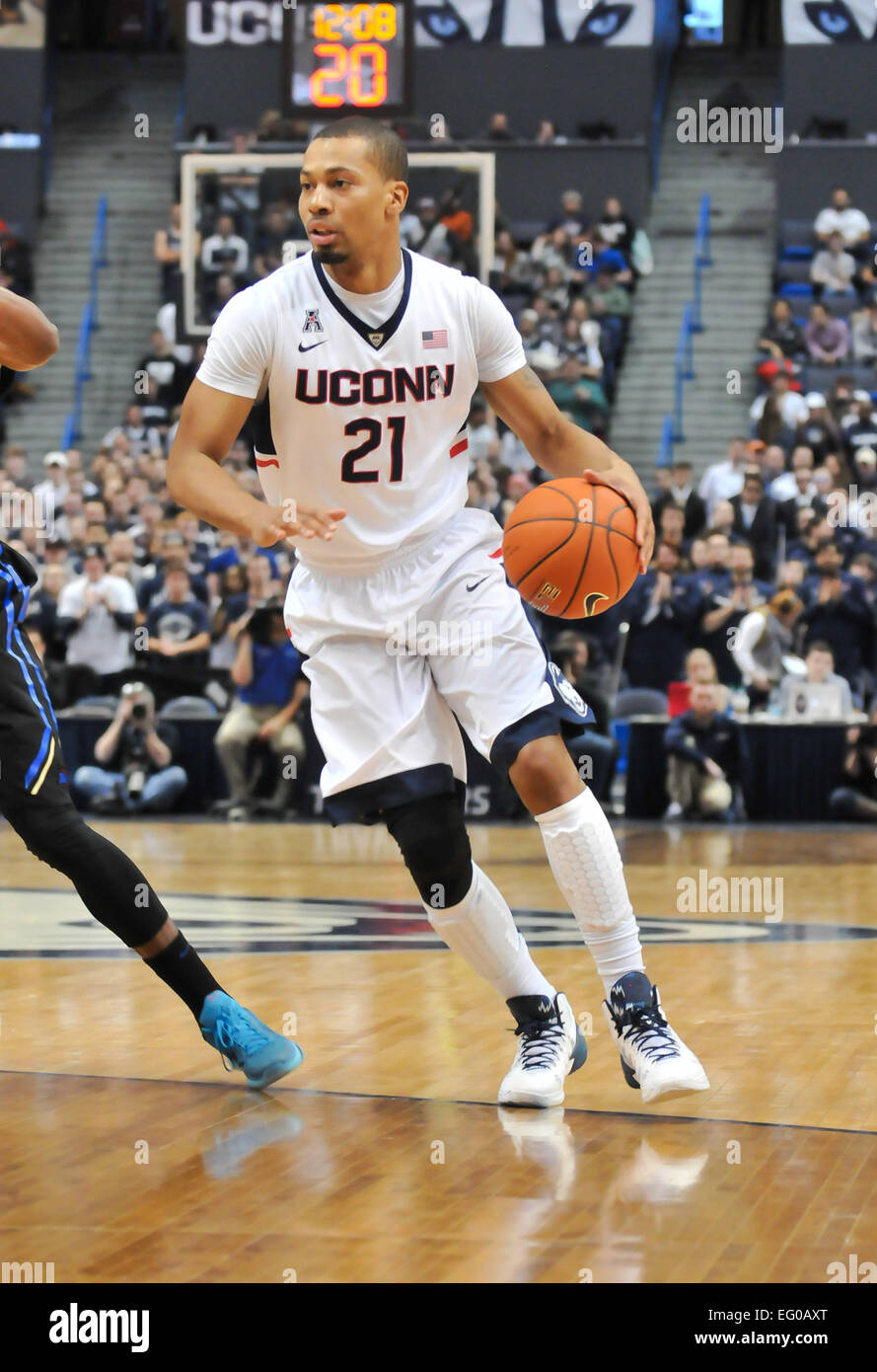 February 12th 2015: Omar Calhoun(21) of Uconn in action during the NCAA ...
