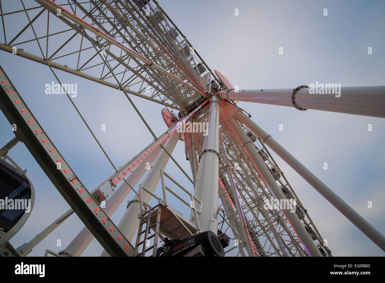 Washington dc national harbor wheel hi-res stock photography and images ...