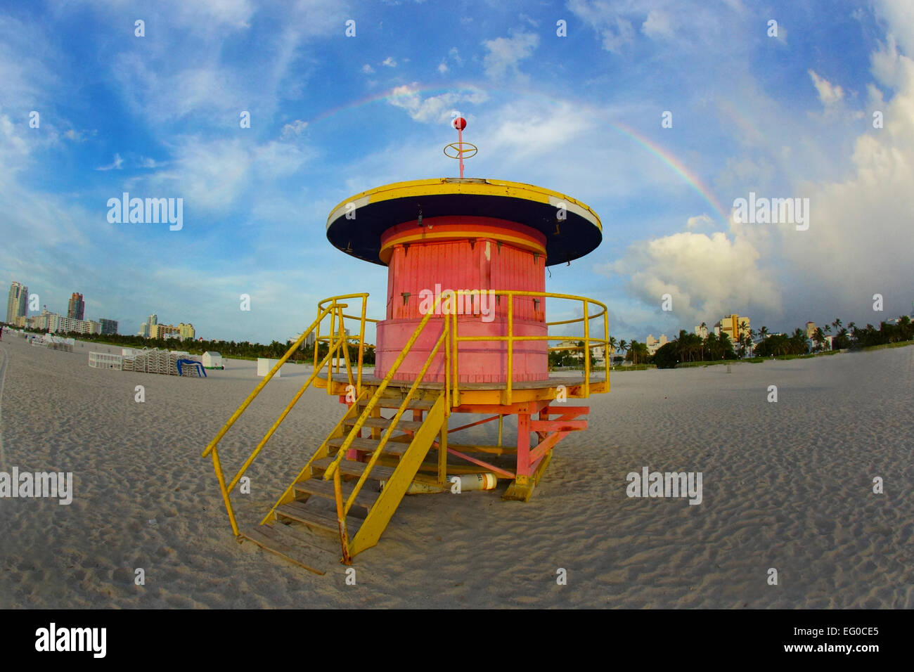 Art Deco Lifeguard Station Stock Photo - Alamy