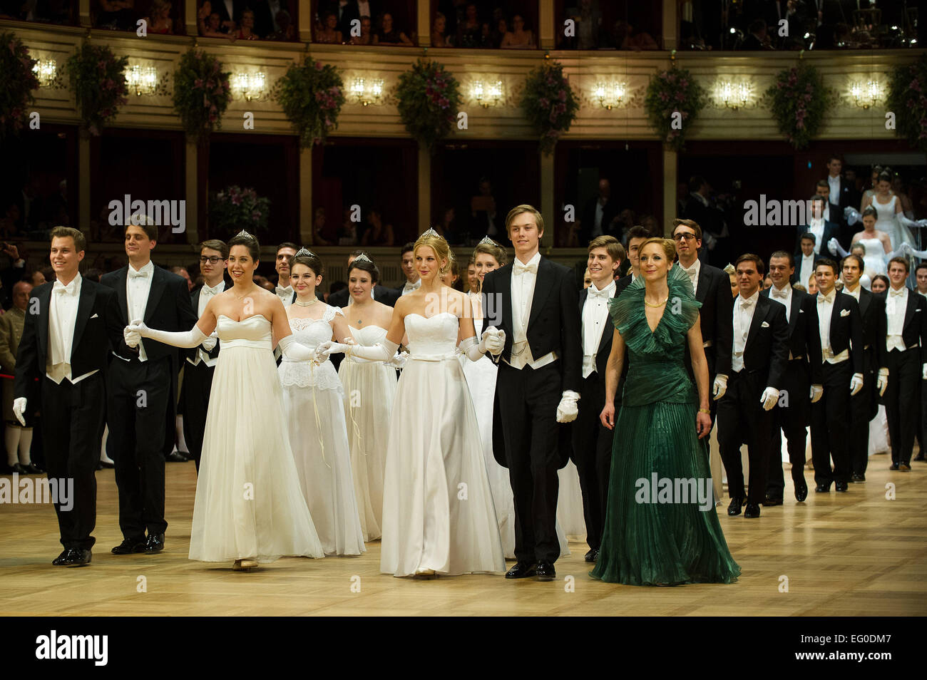 Vienna, Austria. 12th Feb, 2015. Young people in splendid attire attend ...