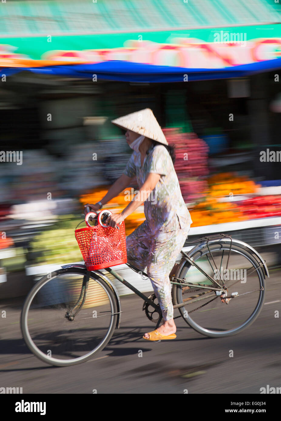 Ben tre bicycle hi-res stock photography and images - Alamy