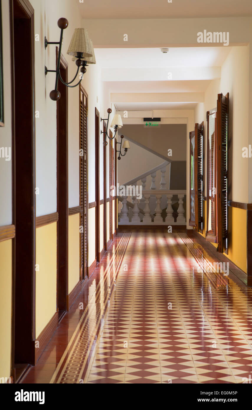 Five star hotel corridor hi-res stock photography and images - Alamy