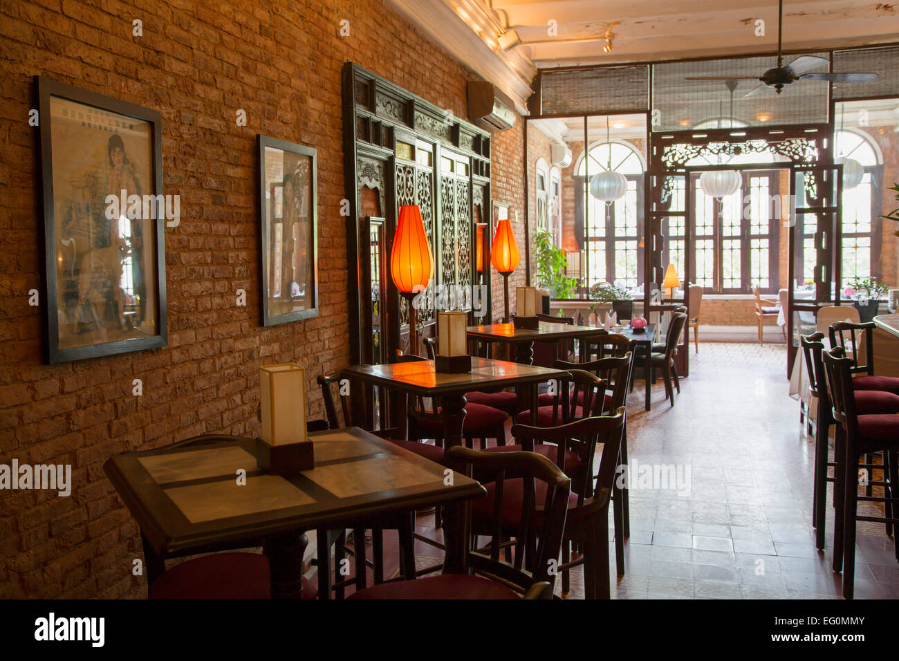 Temple Club Bar and Lounge, Ho Chi Minh City, Vietnam Stock Photo - Alamy