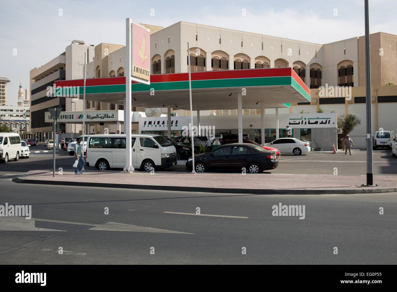 Gas station dubai hi-res stock photography and images - Alamy