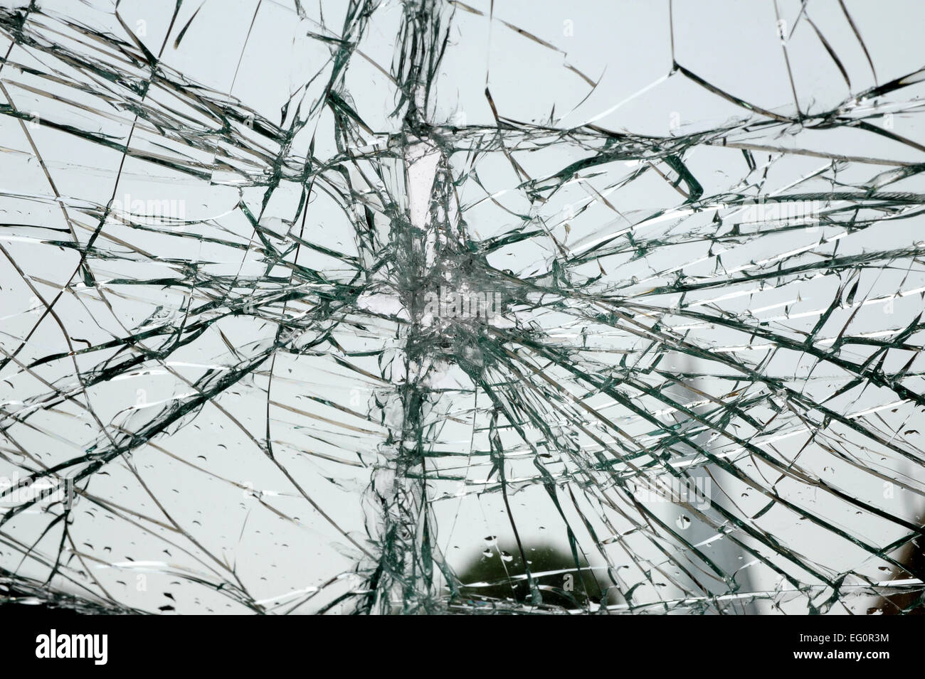 Smashed windscreen in volkswagen polo car Stock Photo - Alamy