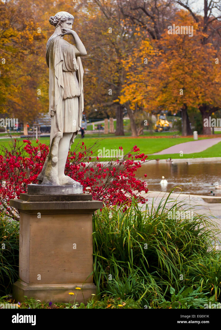 Archaic greek art leaves hi-res stock photography and images - Alamy