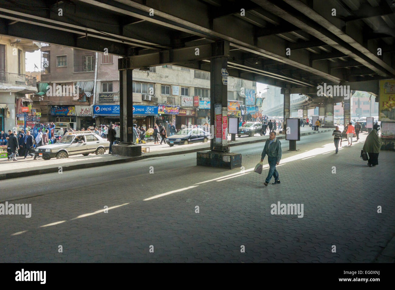 Cairo street crowd hi-res stock photography and images - Alamy