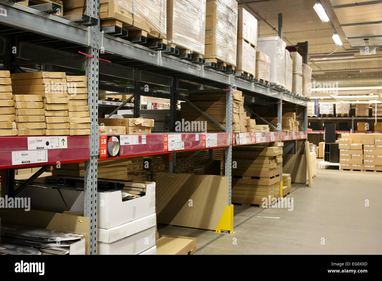 Self service activity area at IKEA store in Lakeside, Thurrock Essex ...