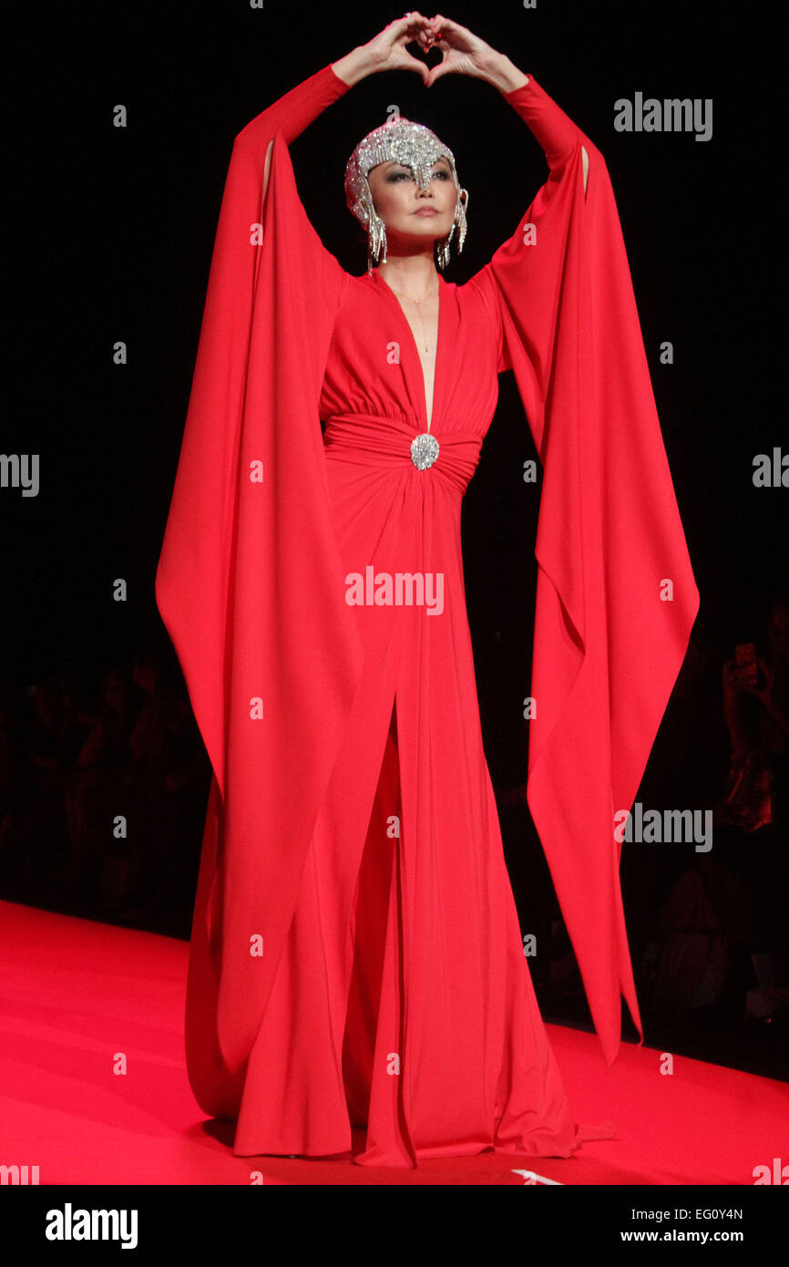 Feb. 12, 2015 - New York, New York, U.S. - Model IRINA PANTAEVA in Marc ...