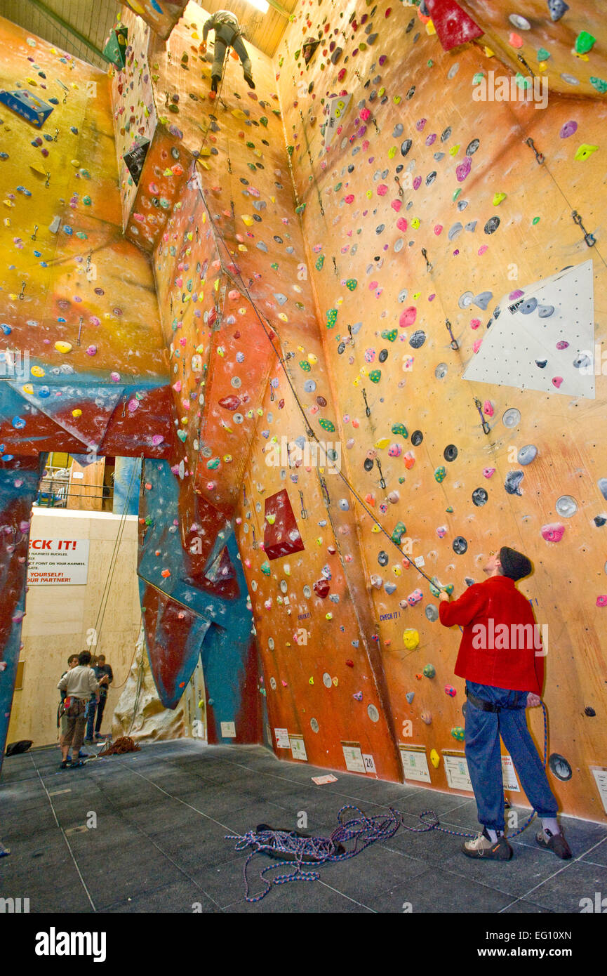 The Spider Man Bouldering Experience @ The Castle Climbing Centre Green ...
