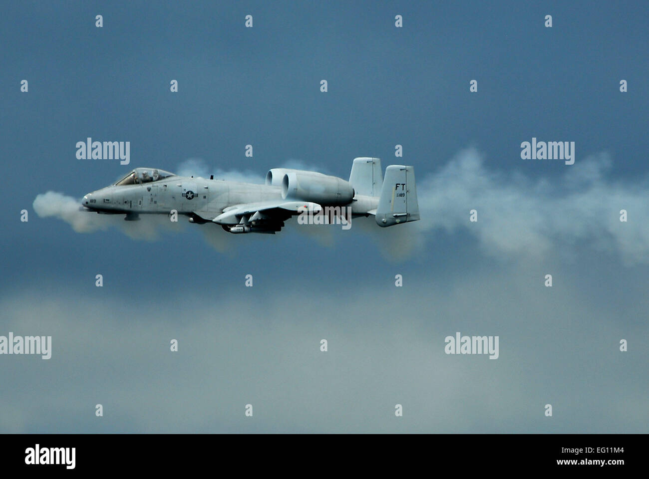 Satellite rescue hi-res stock photography and images - Alamy