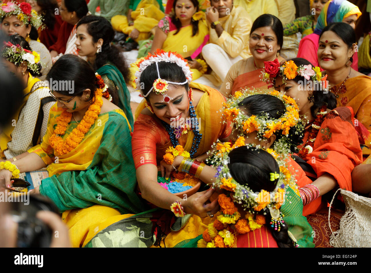 Dhaka, Bangladesh. 13th Feb, 2015. The arrival of Pahela Falgun (The ...