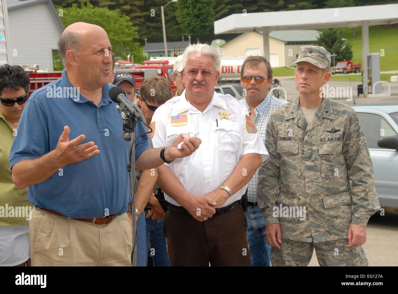 Wis. State Governor Jim Doyle front left, Crawford County Sherrif ...