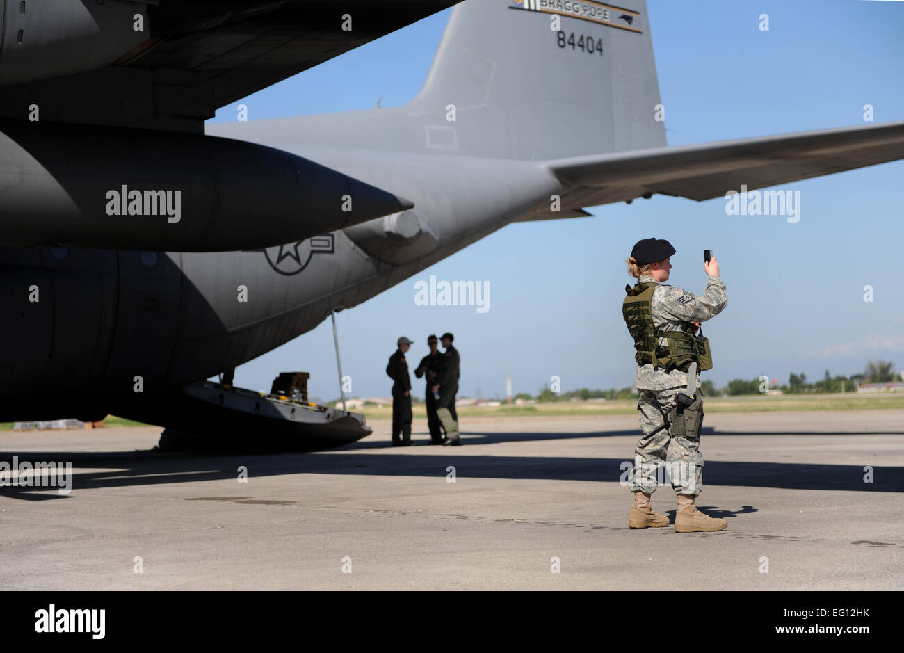 U s air force raven security hi-res stock photography and images - Alamy