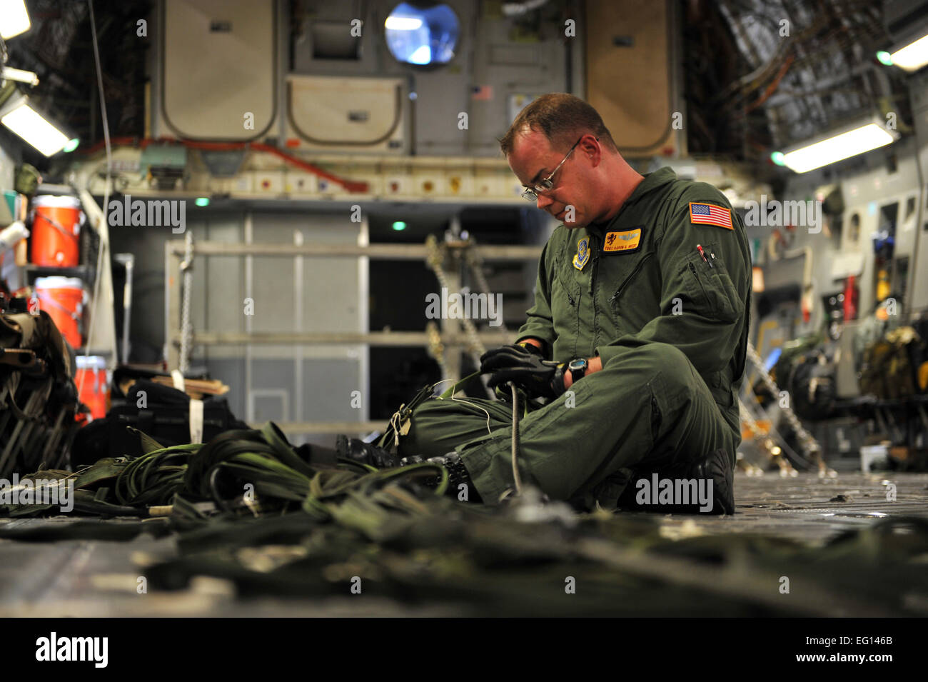 Pilot chute hi-res stock photography and images - Alamy