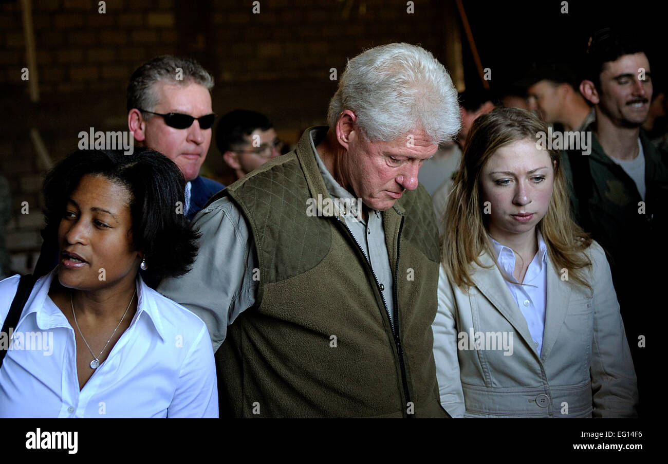 Former U.S. President Bill Clinton and his Daughter, Chelsea, visit ...