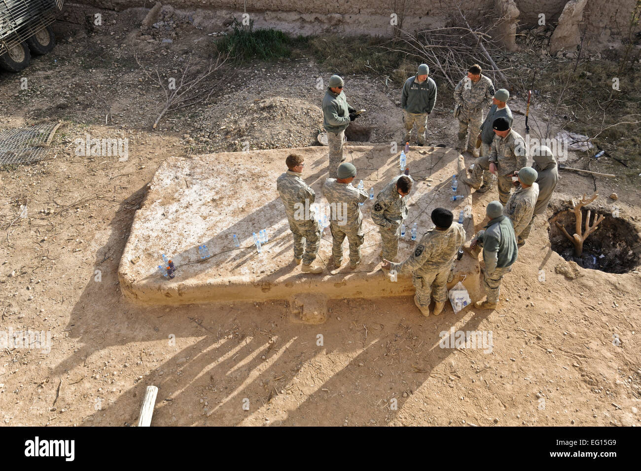 U.S Soldiers with Alpha Company, 1st Battalion, 17th Infantry Regiment ...