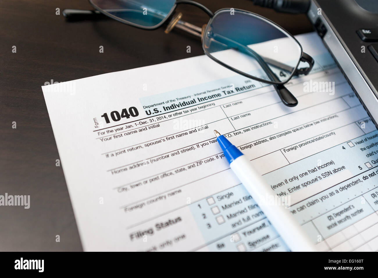 Individual tax return form 1040 Stock Photo - Alamy