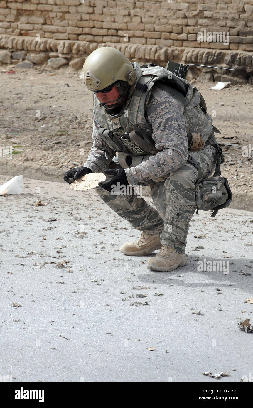 U.S. Air Force Technical Sergeant Harry Bounds attach to Task Force ...