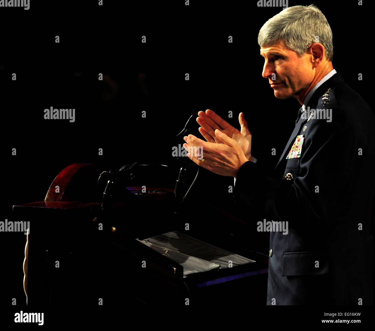 Air Force Chief of Staff Gen. Norton Schwartz applauds for Tech. Sgt ...