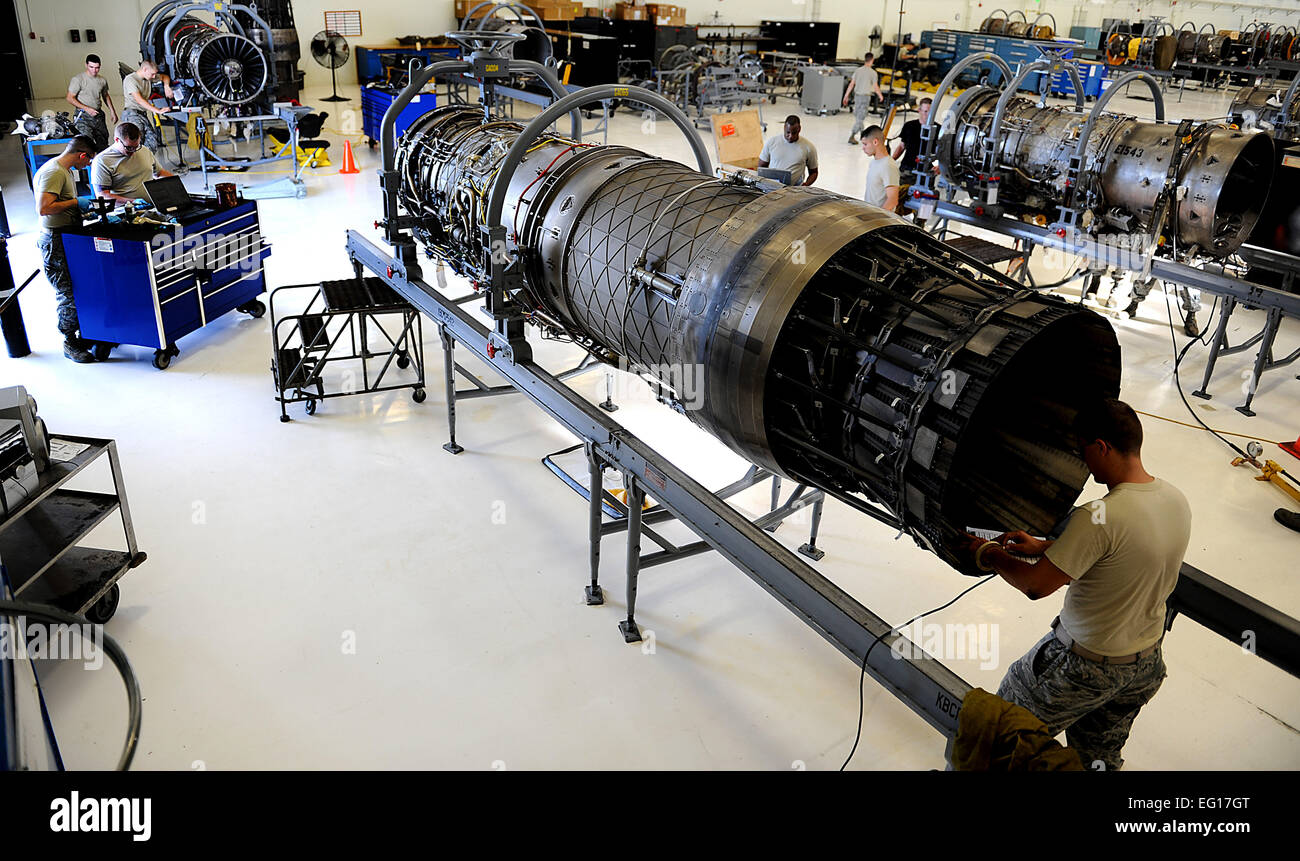 Airmen of the 18th Component Maintenance Squadron Propulsion Flight ...