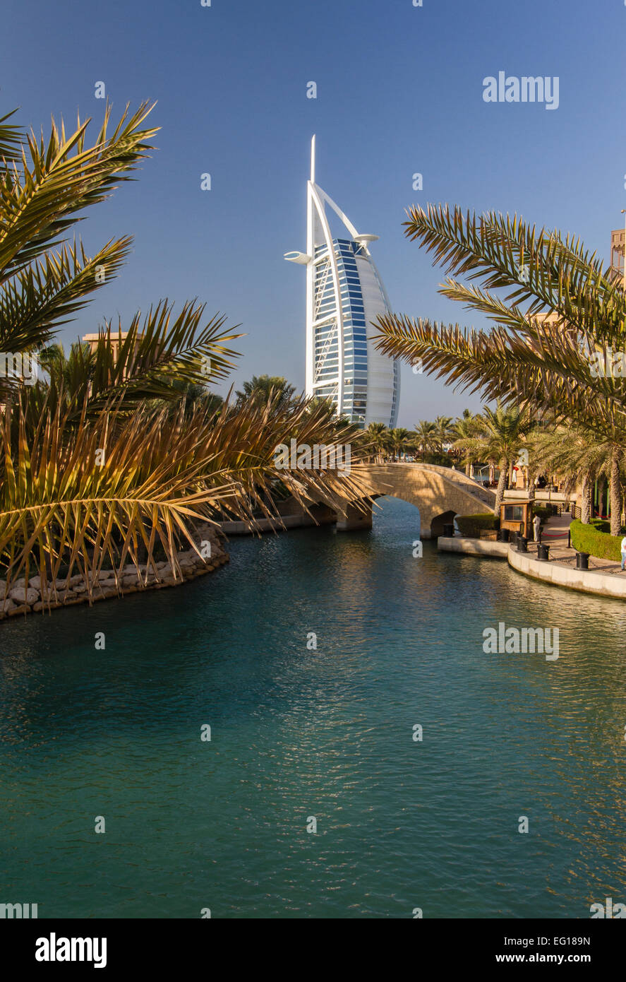 The Burj al Arab luxury hotel, Dubai Stock Photo - Alamy