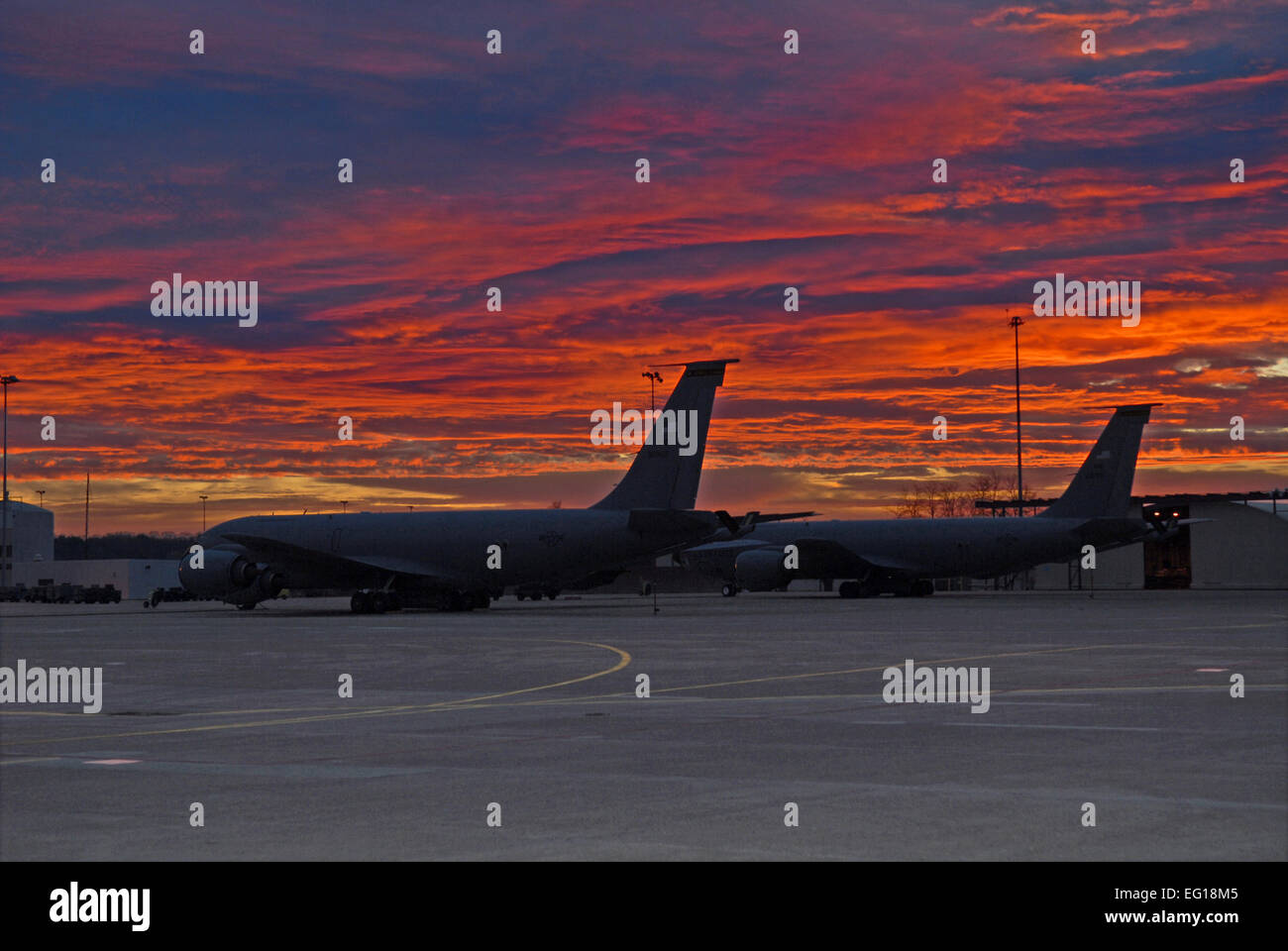 171st air refueling wing hi-res stock photography and images - Alamy