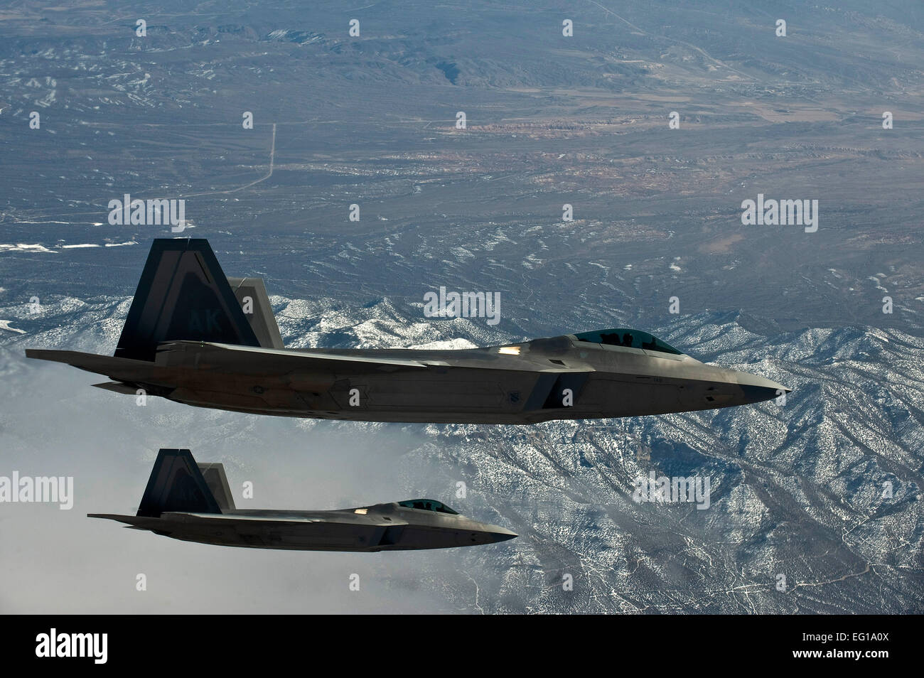 A 2- ship of U.S. Air Force F-22 Raptors, 3rd Fighter Wing, Elmendorf ...