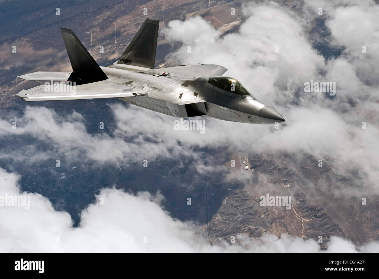 A U.S. Air Force F-22 Raptor, 3rd Fighter Wing, Elmendorf Air Force ...