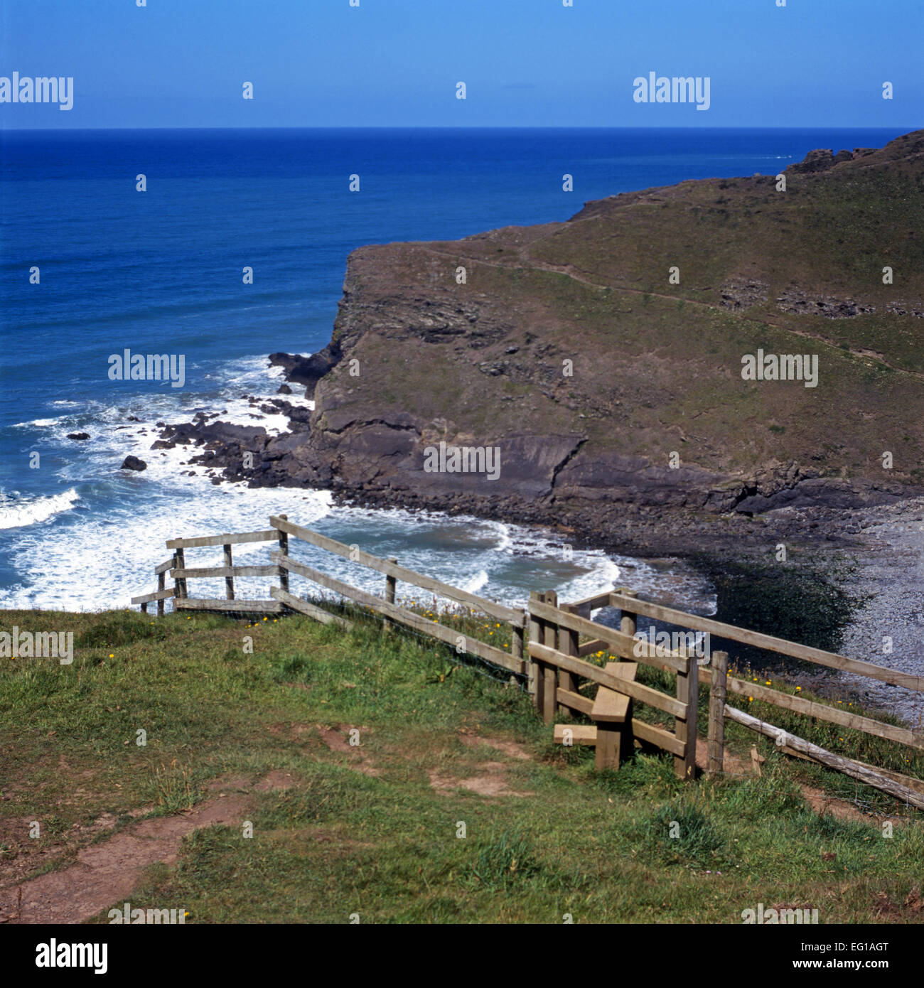 Tidal footpath hi-res stock photography and images - Alamy