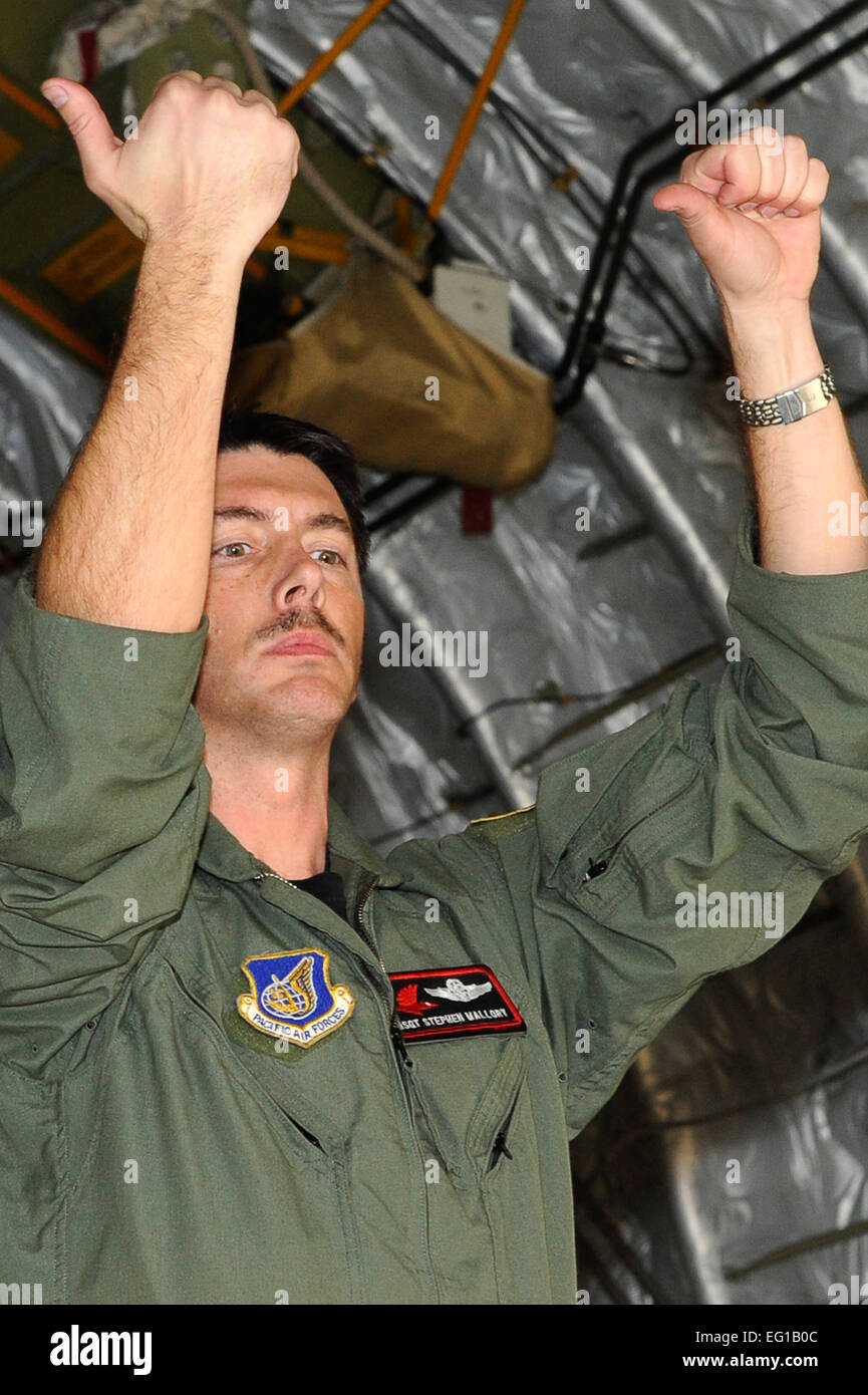 U.S. Air Force Master Sgt. Stephen Mallory from the 517th Airlift ...