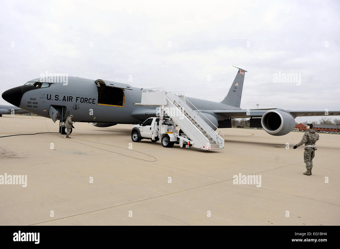 126th air refueling wing hi-res stock photography and images - Alamy