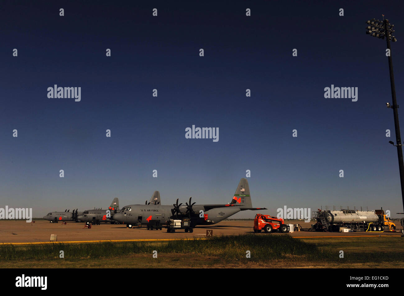 Airmen from 302nd air hi-res stock photography and images - Alamy