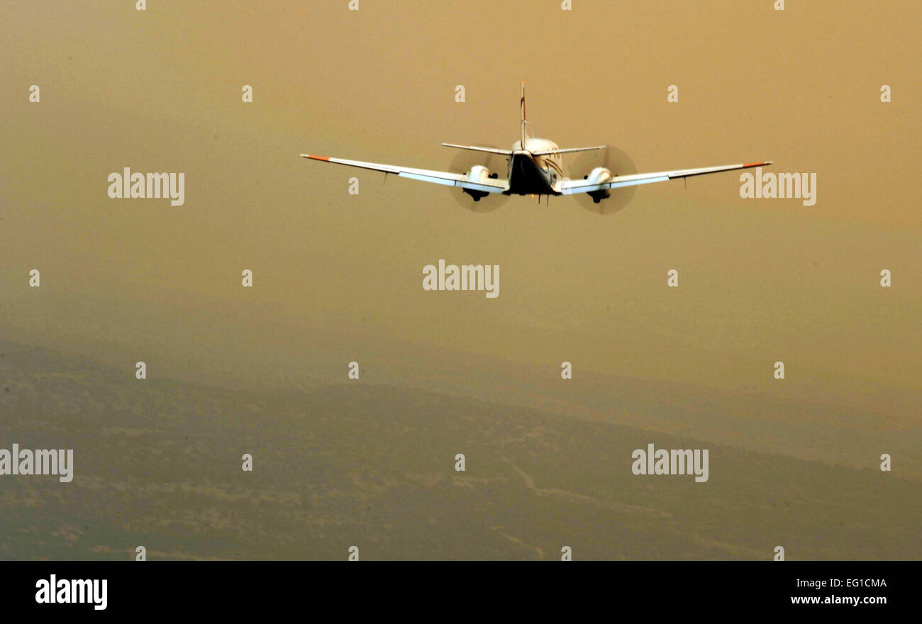 A U.S. Department of Agriculture, Forest Service King Air lead plane ...