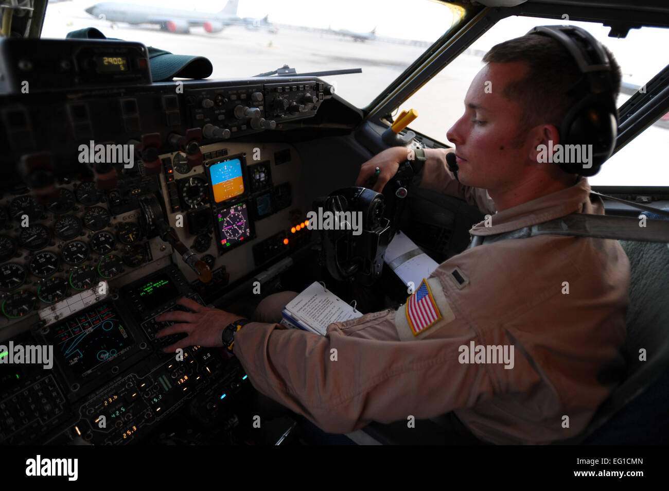 1st Lt. Ronald Barnhart, 340th Expeditionary Air Refueling Squadron ...