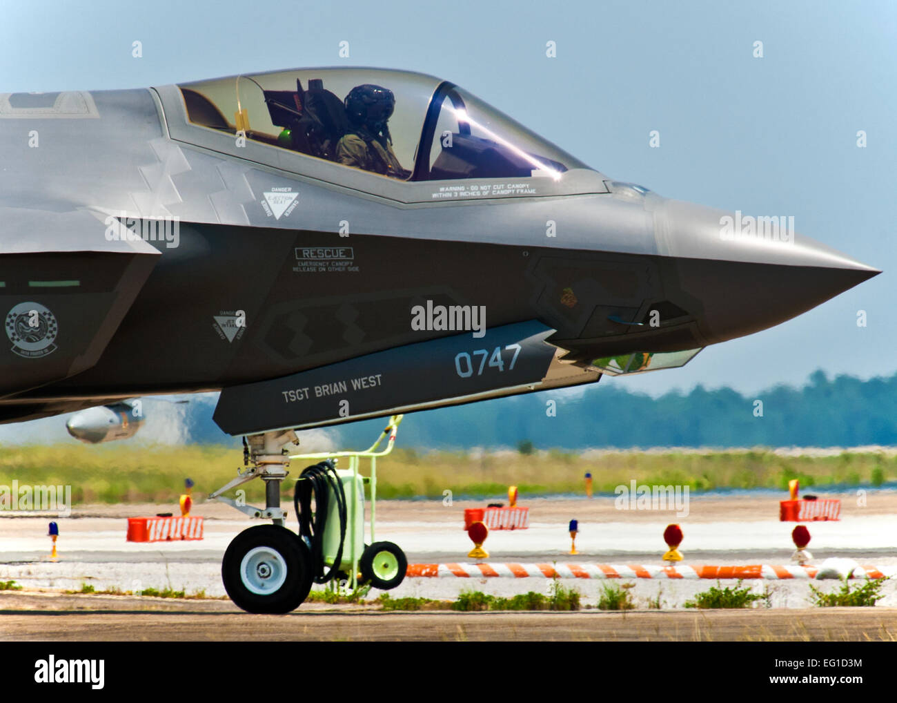 58 fighter squadron hi-res stock photography and images - Alamy