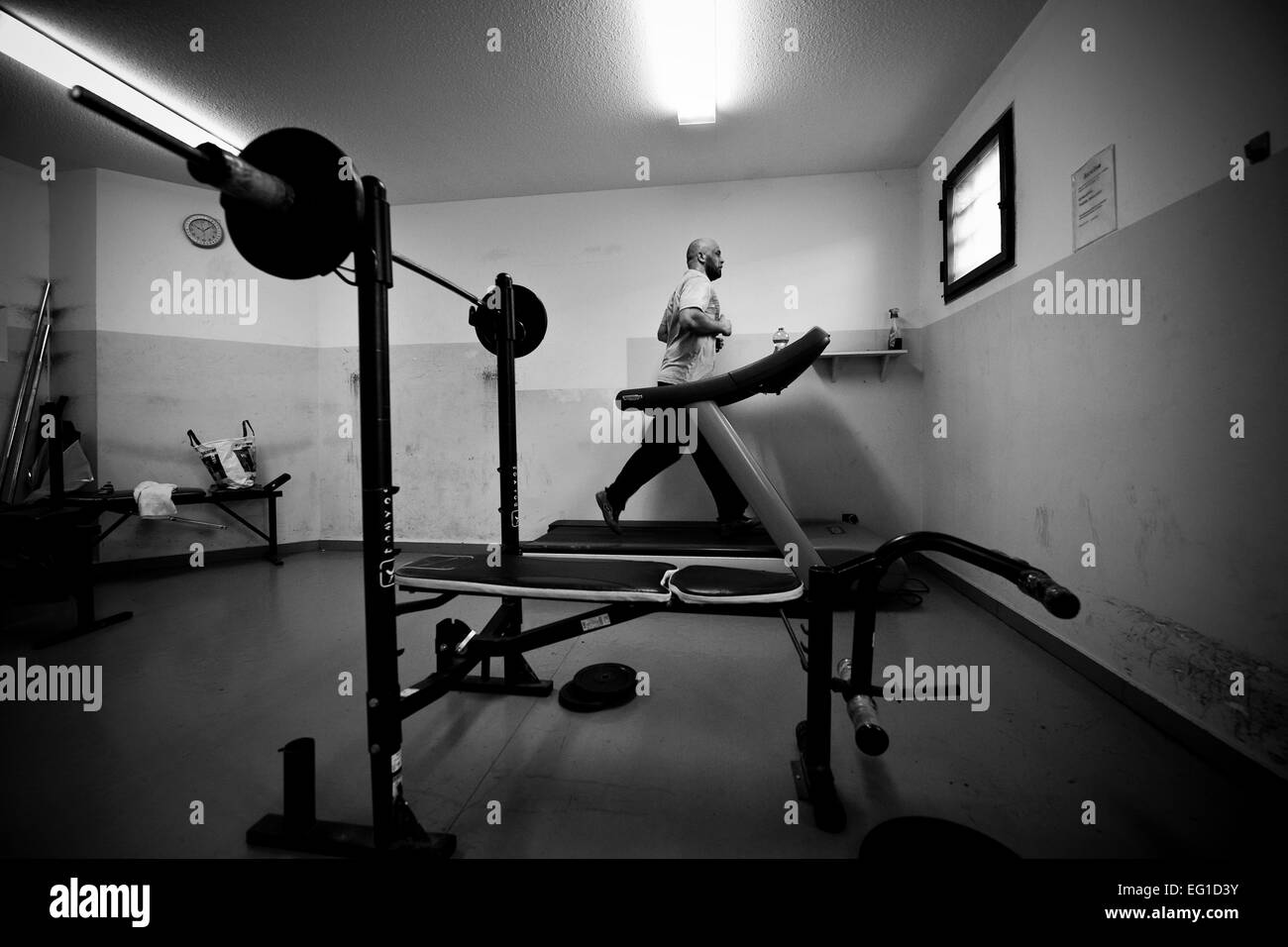 Prison gym Black and White Stock Photos & Images - Alamy