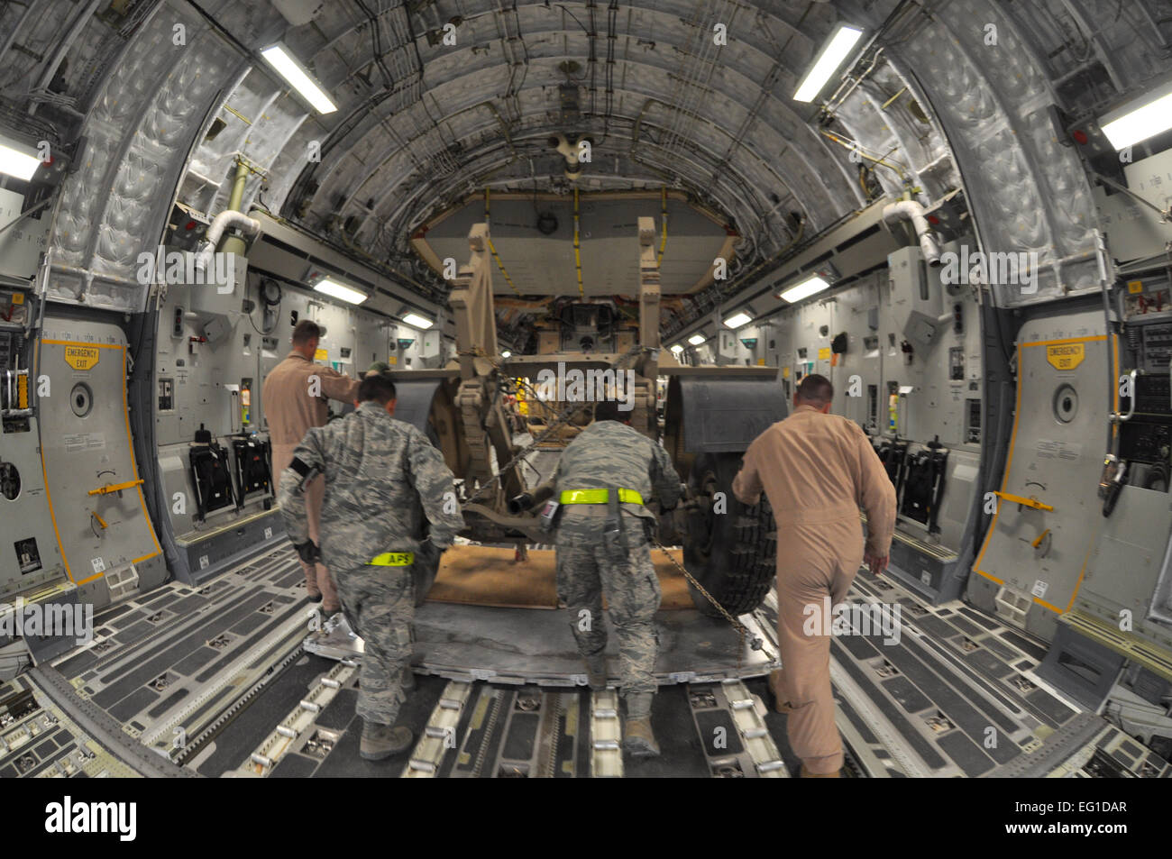 455th expeditionary aerial port squadron hi-res stock photography and ...