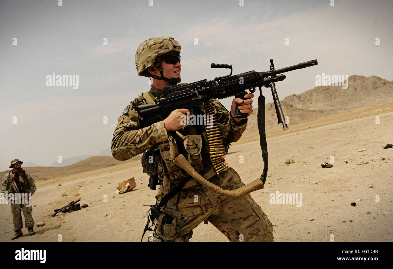 Forward firing gun High Resolution Stock Photography and Images - Alamy