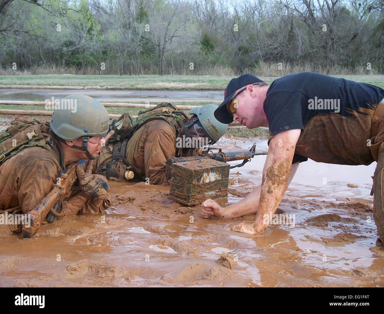 Modern army combatives hi-res stock photography and images - Alamy