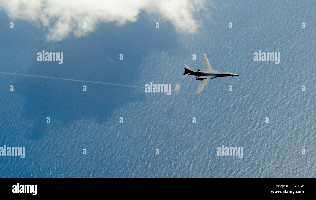 A U.S. Air Force B-1B Lancer bomber aircraft flies over the Atlantic ...