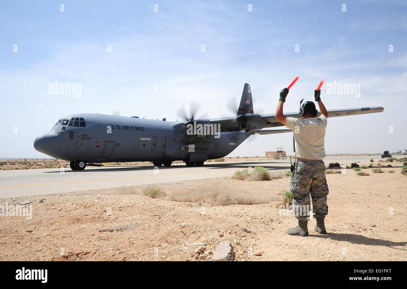 Staff Sgt. Willeams Roldan, 146th Aircraft Maintenance Squadron crew ...