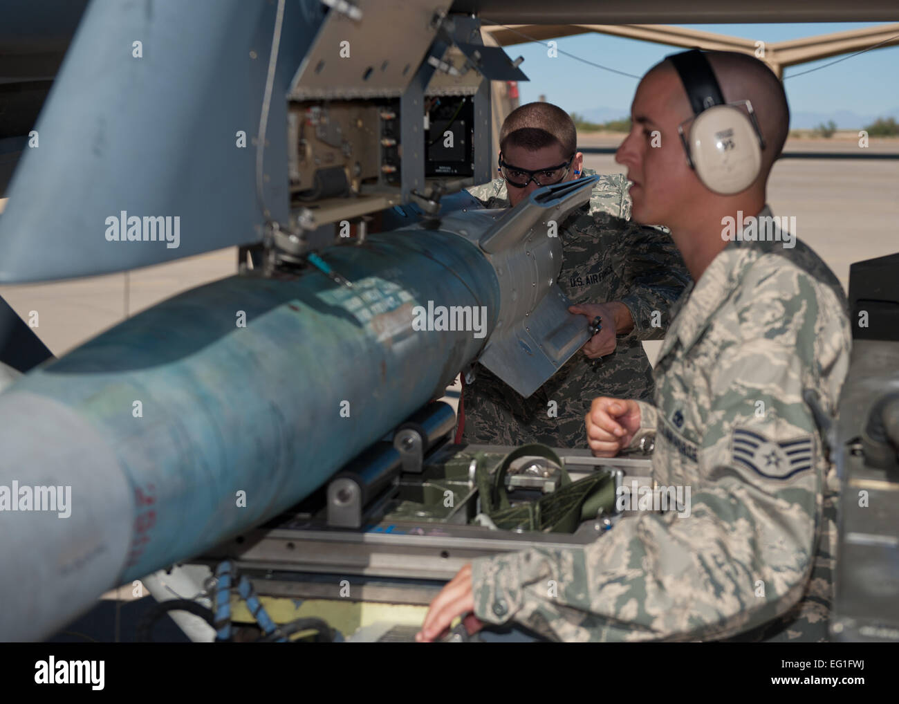 Mq 9 reaper missile hi-res stock photography and images - Alamy